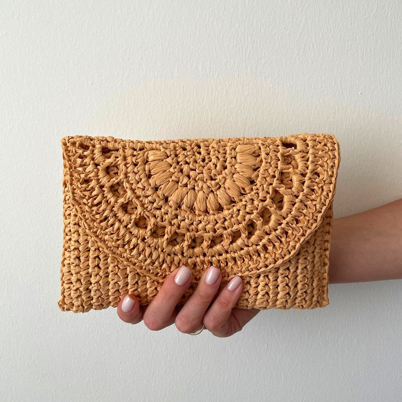 Easy Raffia Clutch Purse pattern – CrochetClubStore